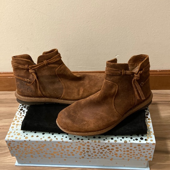 Born | Shoes | Born Wynter Brown Leather Booties | Poshmark